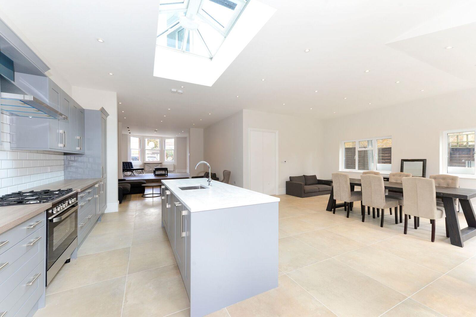 Shakespeare Road, Hanwell W7 – Helliwell and Company